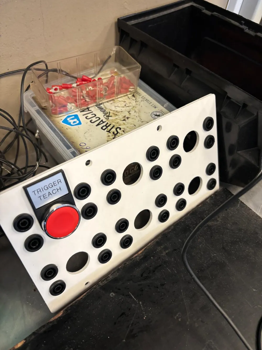 Legend plate / Legend plate Schneider - Free 3D Print Model - MakerWorld