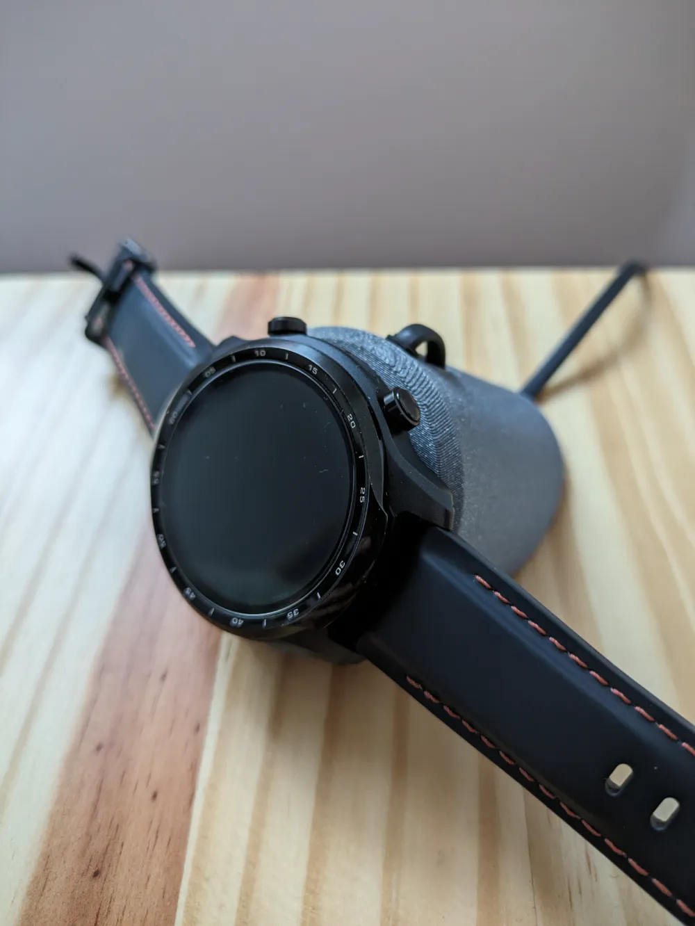TicWatch Pro 3 GPS stand by geo.luki - MakerWorld