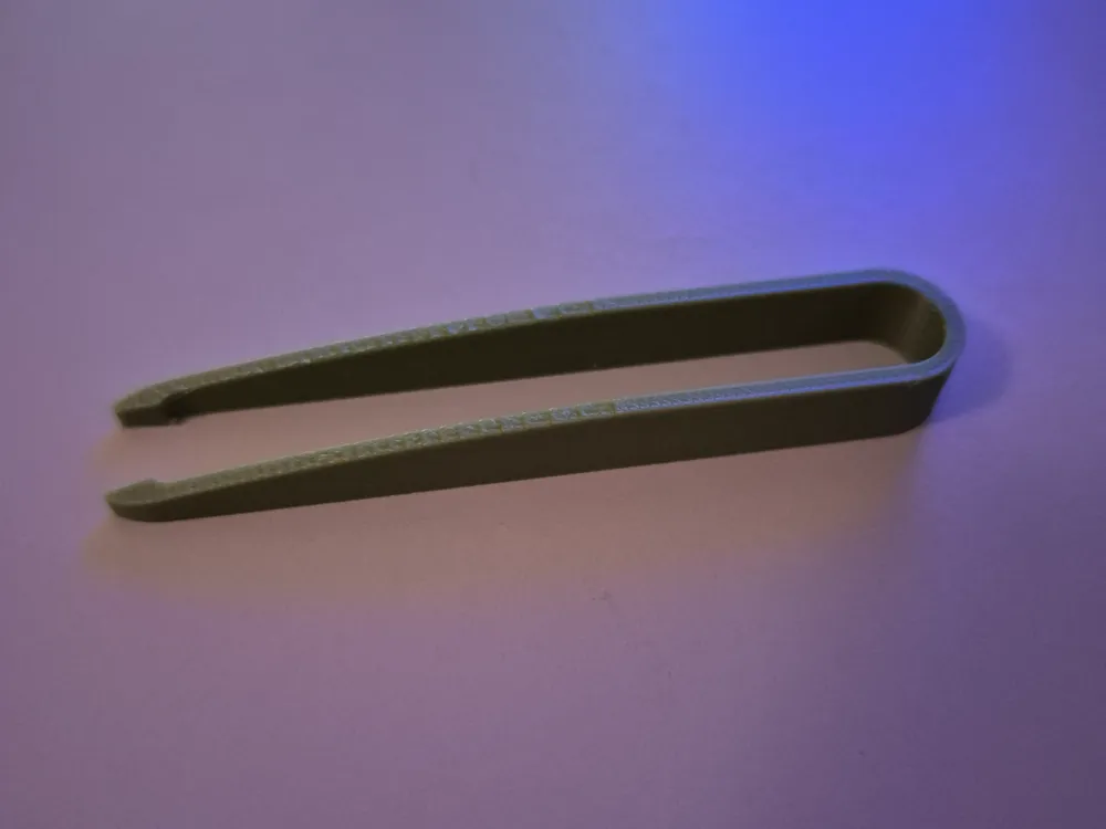 Simple small tweezers by 3D Prints by NTD - MakerWorld