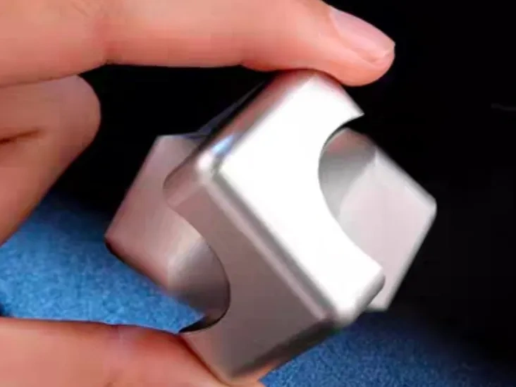 Fingertip Gyro Cube by WwW - MakerWorld
