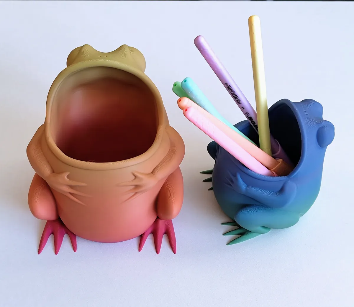 Frog / pencil holder - Free 3D Print Model - MakerWorld