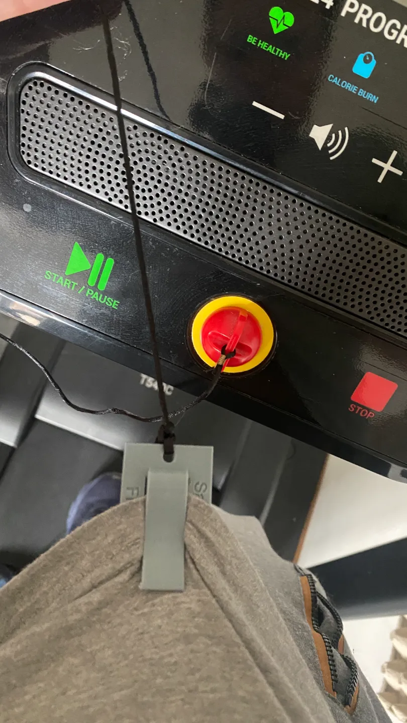 Treadmill safety clip for fuse by ok2vvv - MakerWorld