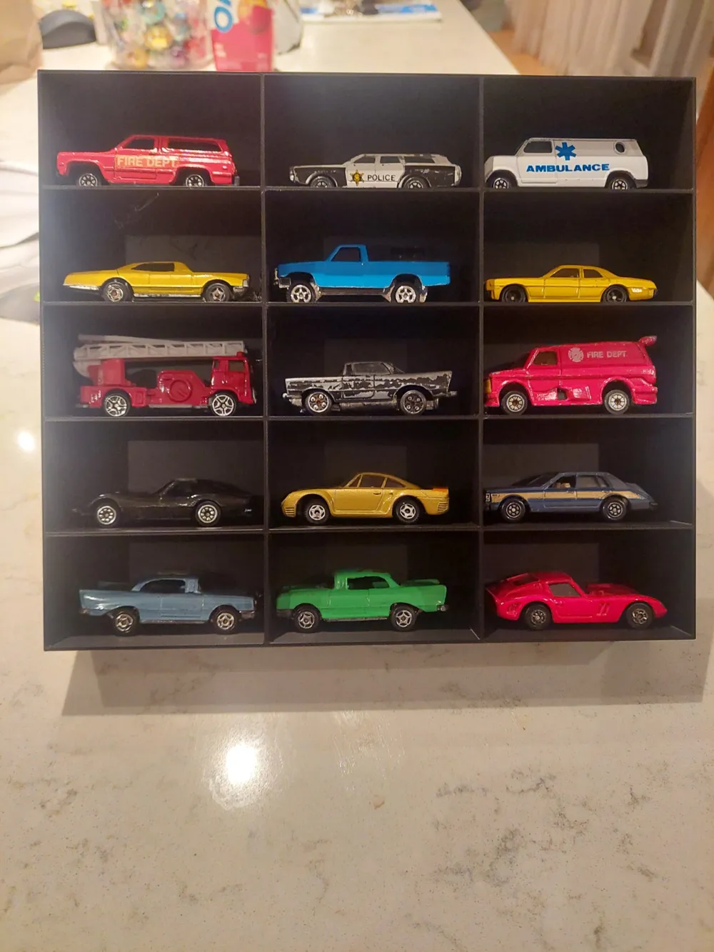 Hot wheels display - Free 3D Print Model - MakerWorld