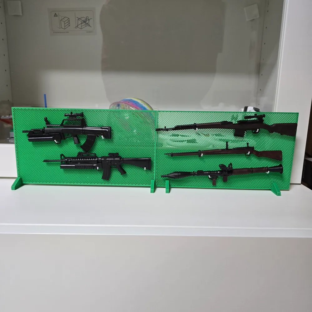 Mini scale display wall by V Hwang - MakerWorld