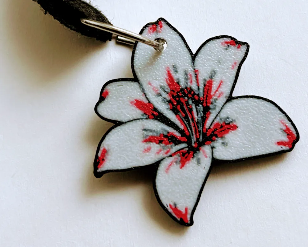 Lily Blossom Keychain – Elegance & Grace in Bloom by robert1x2 - MakerWorld
