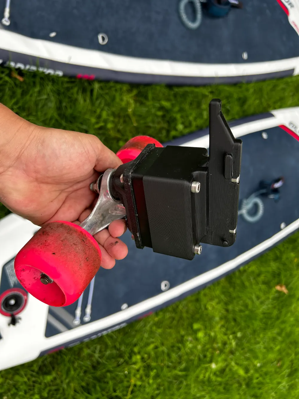 Paddle board (SUP) truck for US fin box Remixed by Sziszi MakerWorld ...