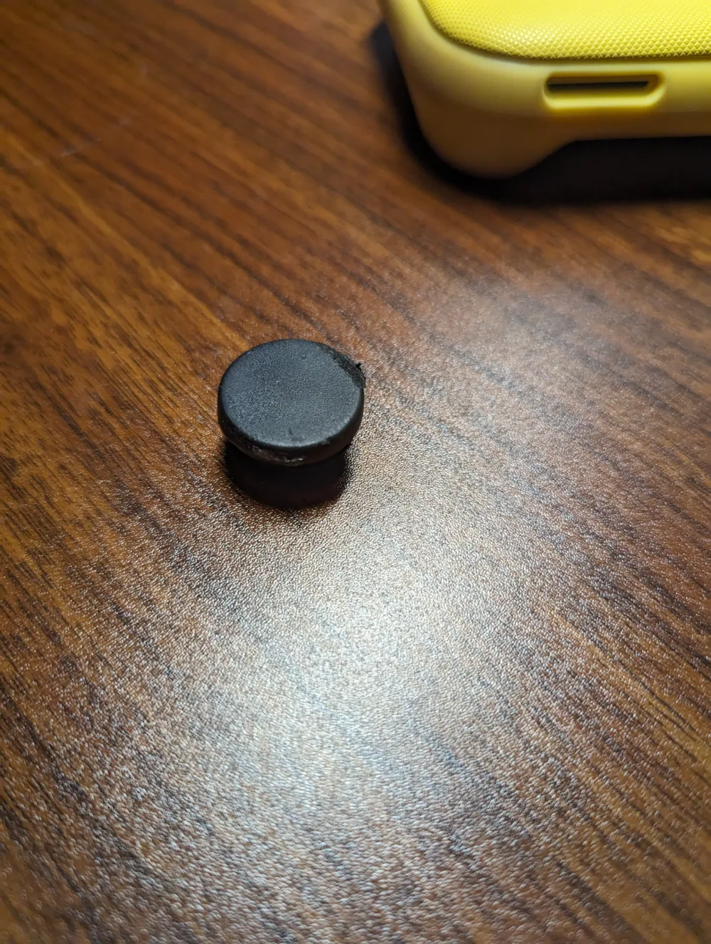 Toko Workbench Small leg cap and plug by msa1906 - MakerWorld
