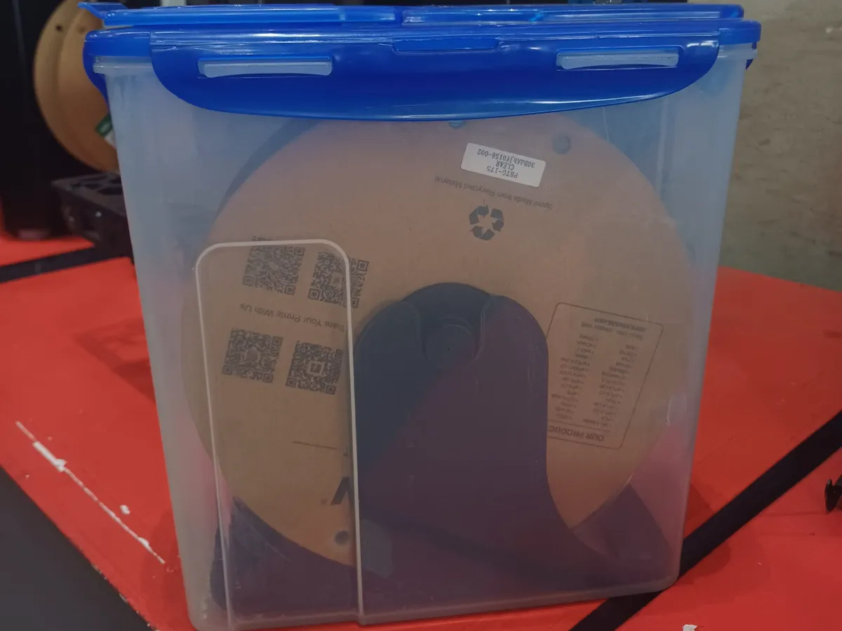 DIY filament dry box (Low cost) by r_3d_prints MakerWorld: Download ...