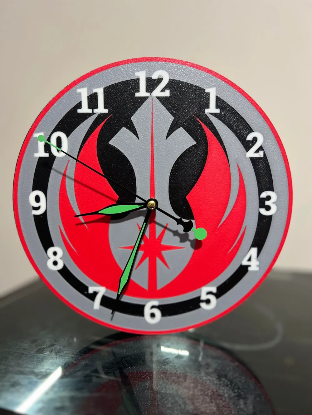 Starwars Jedi Clock by glenngri - MakerWorld