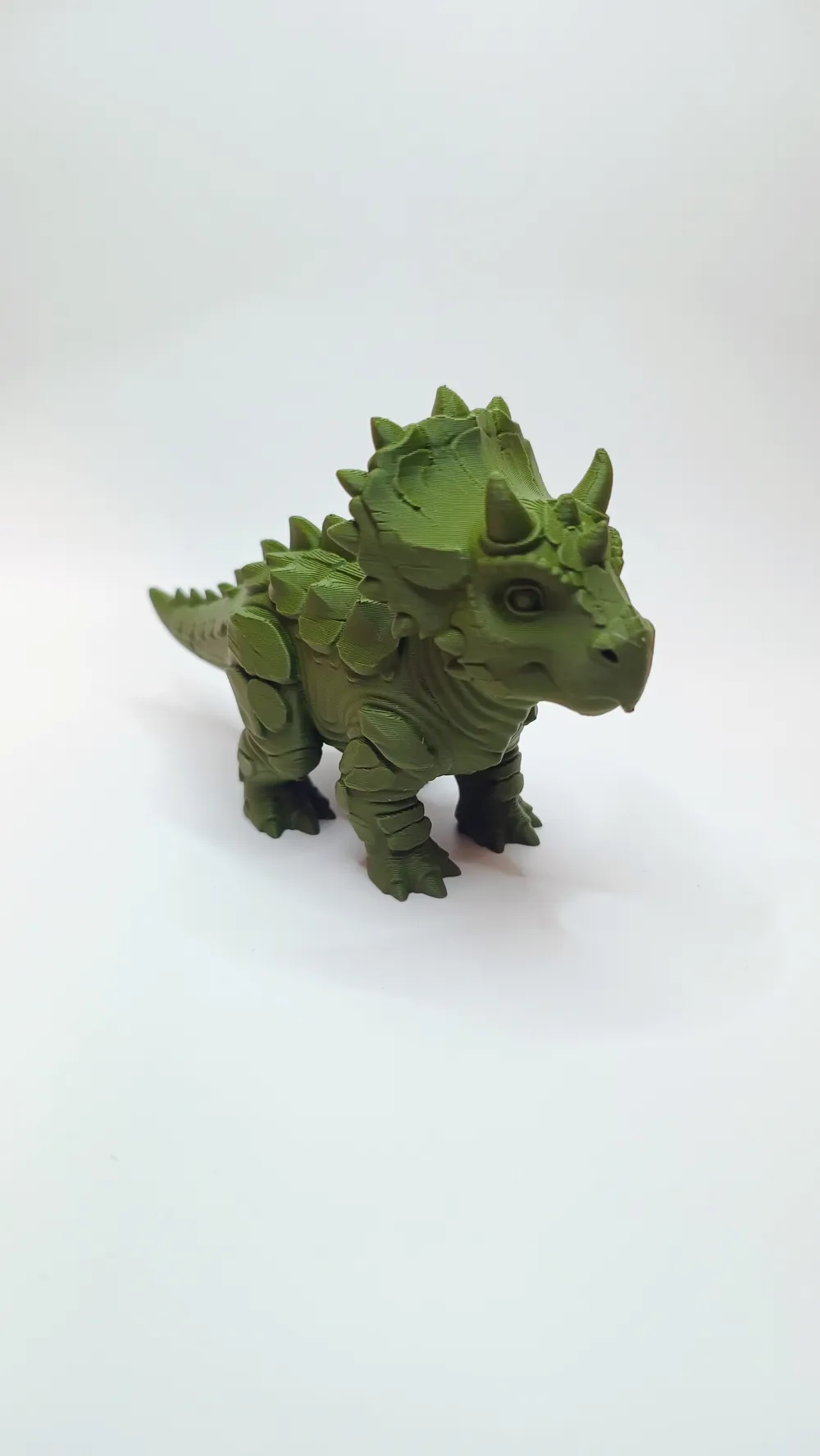 Triceratops "Hornheart" Charming Dinosaur Figure Deluxe - Free 3D Print ...