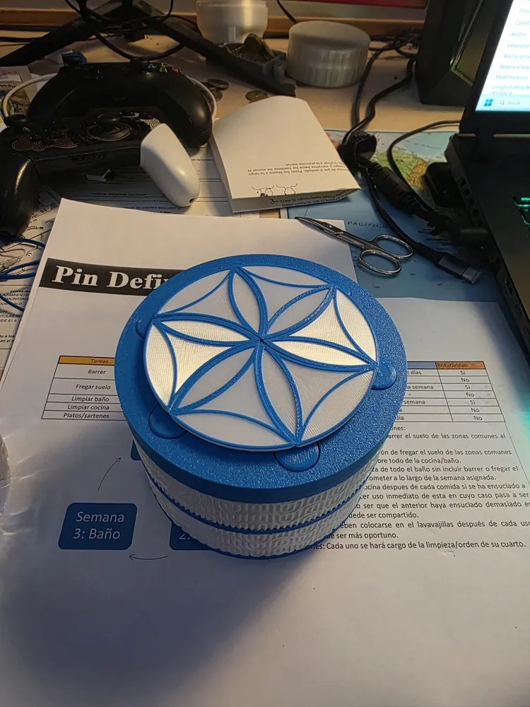 Spinning box - Free 3D Print Model - MakerWorld