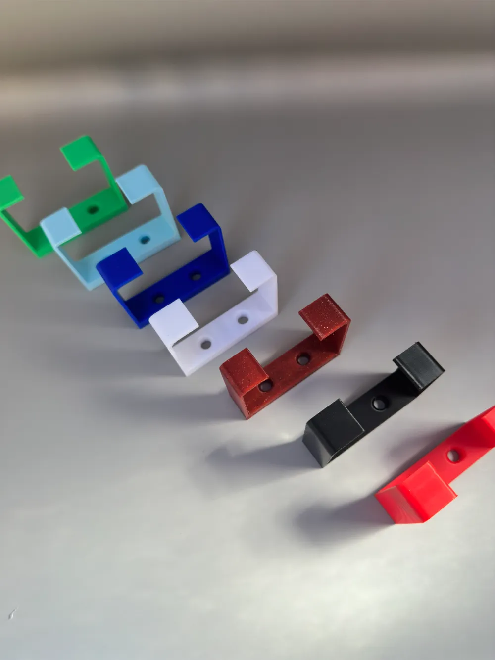 Power Strip Clip Mount by pizzalunden - MakerWorld