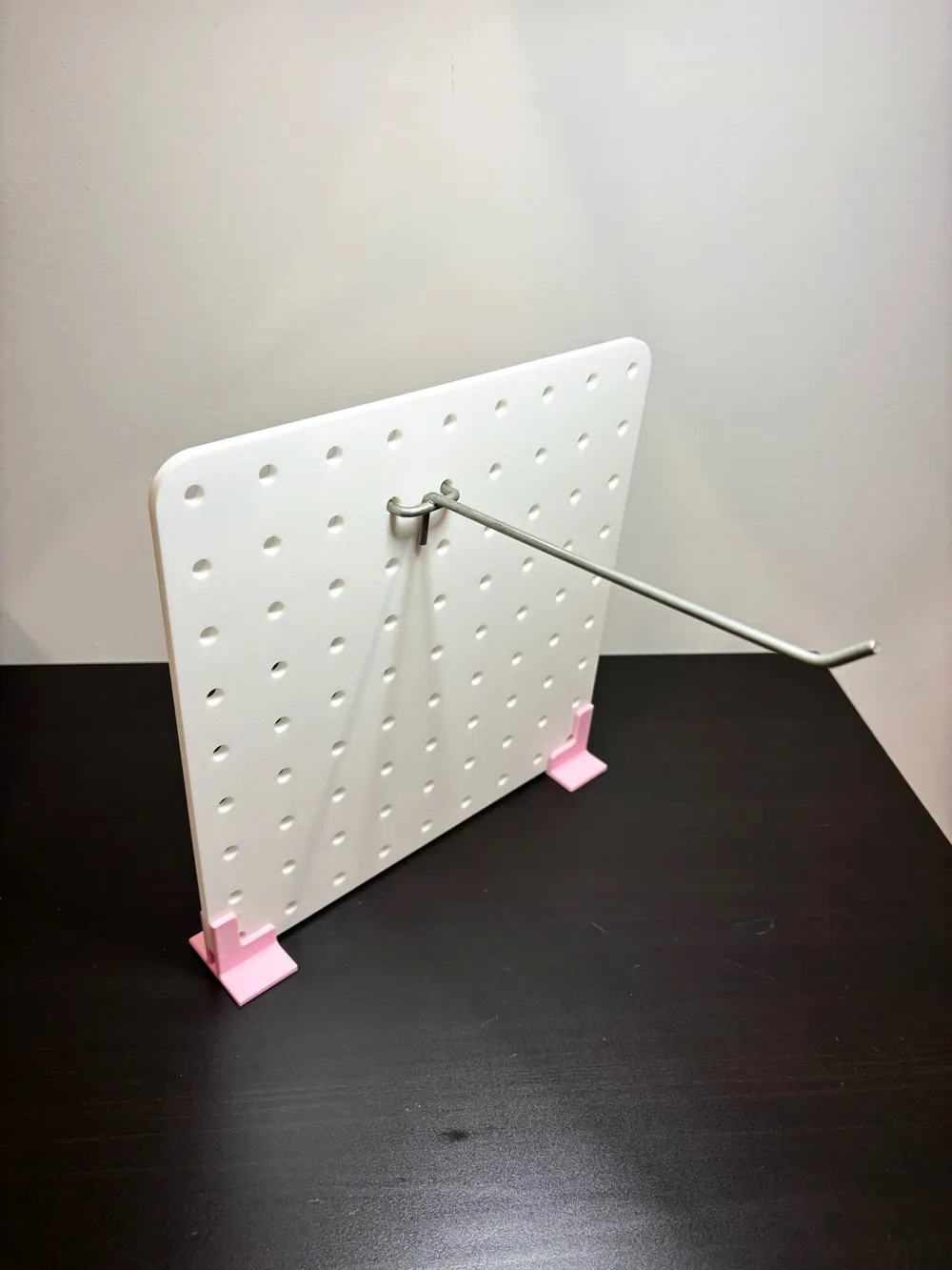 Table top pegboard for retail displays by Tinker Link MakerWorld ...