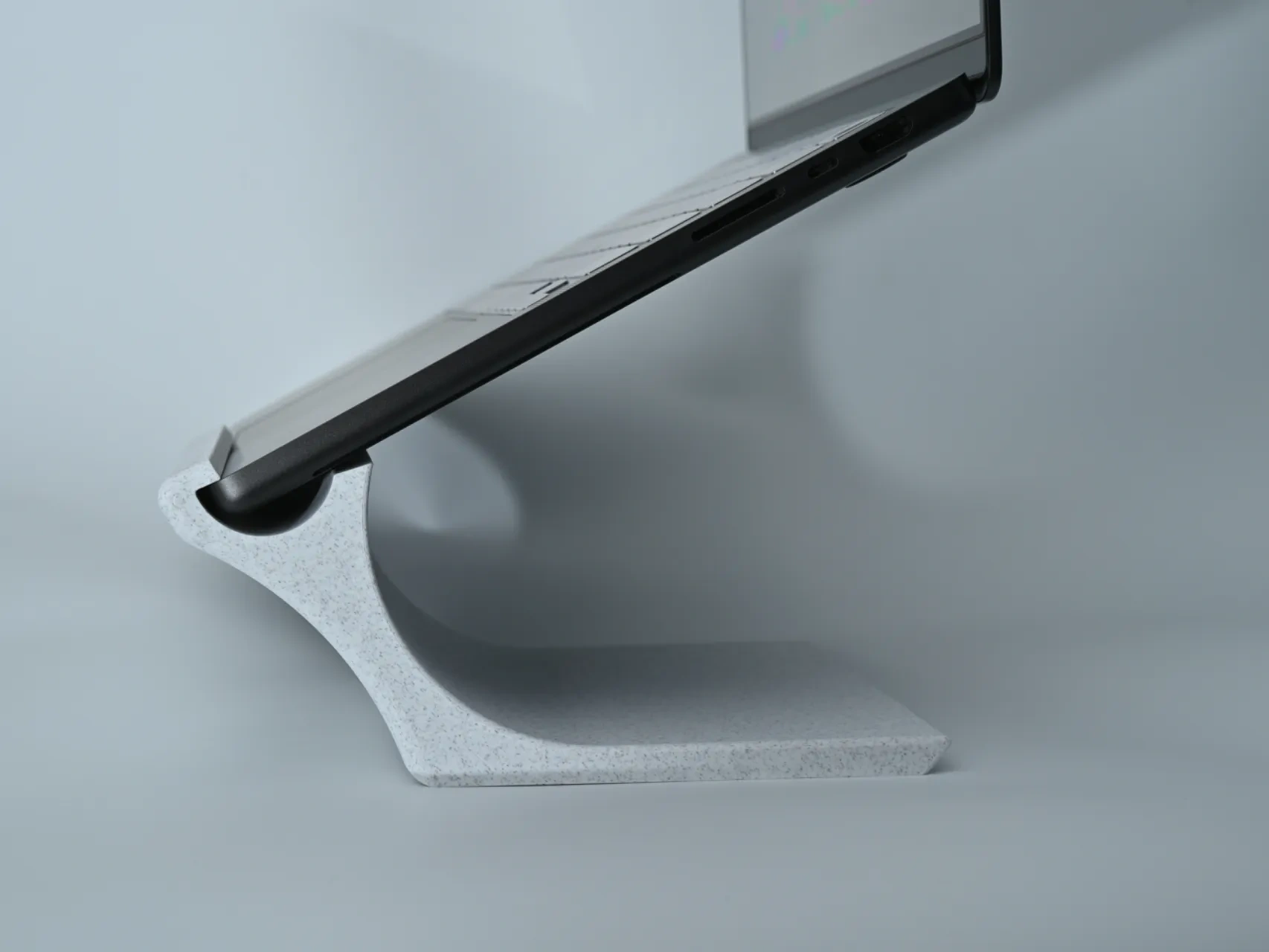 macbook minimalist ergonomic riser (elevated) also compatible with ...
