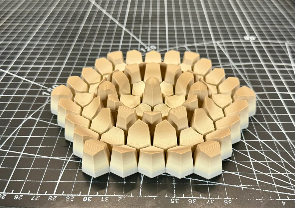 Wall Art: Hexagon Splash by Hollingsworth Innovations - MakerWorld