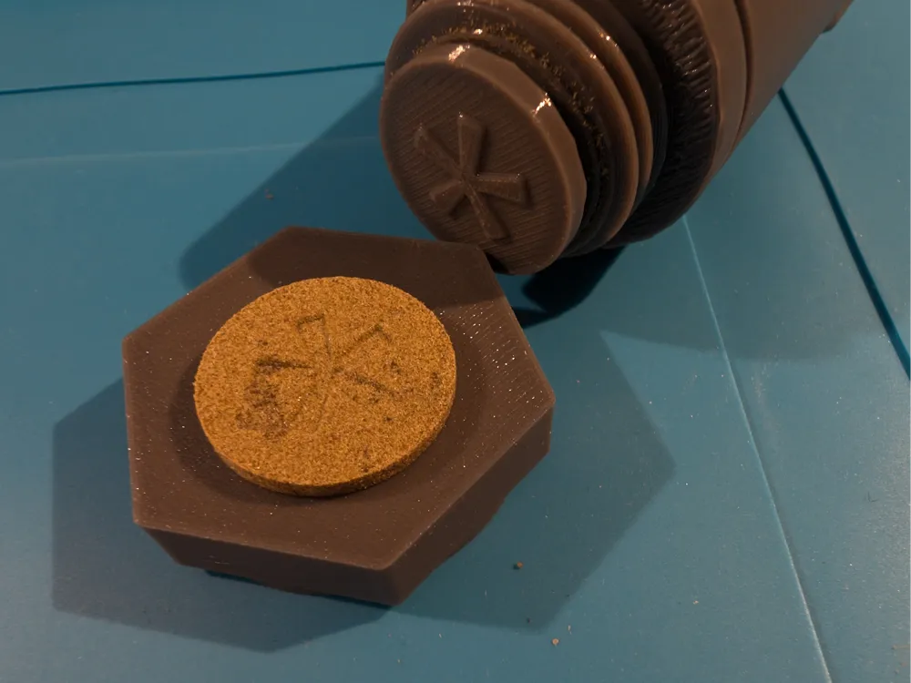 Pollen press with customizable stamp by Karl Knall MakerWorld: Download ...