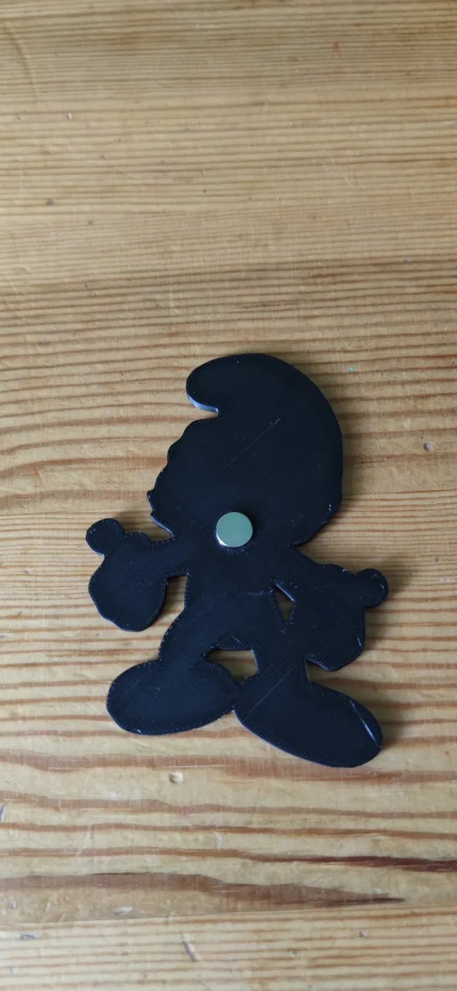 Papa Smurf fridge magnet by gulag211 - MakerWorld