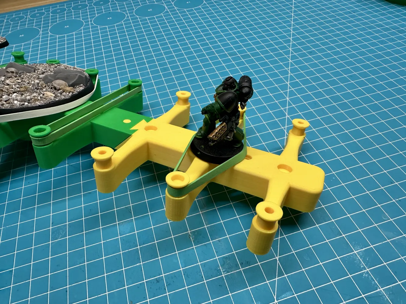 Ultimate Miniature Painting & Priming Handle 1.0 by 3d_print_it ...