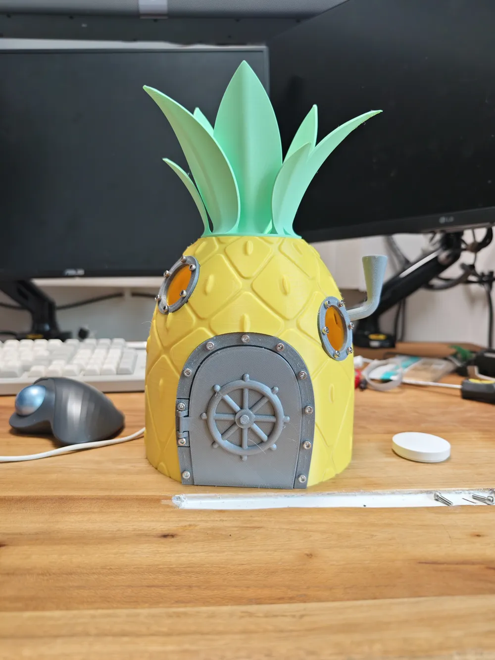 Pineapple House Hamster Hideaway SpongeBob Pineapple under the sea by ...