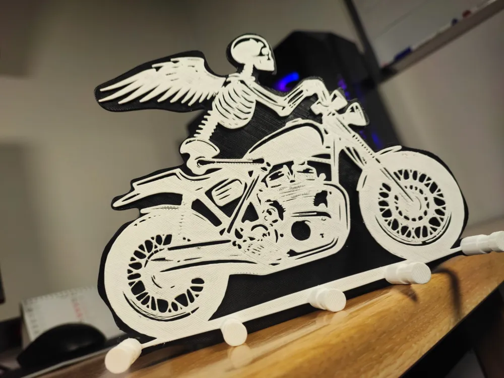 Motorcycle skeleton key holder by Chickin02 - MakerWorld