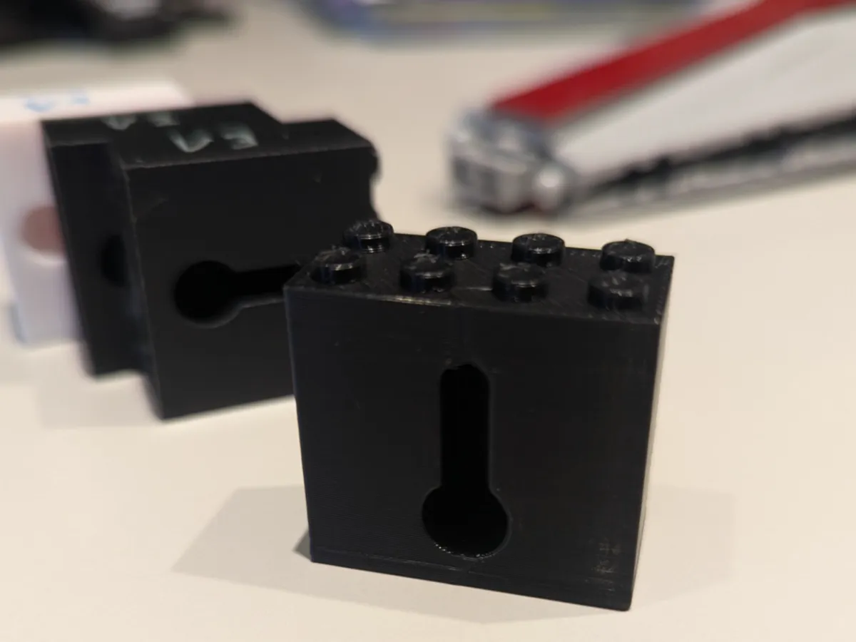 Brick Wall Mount - Keyhole Slot - building block - Free 3D Print Model ...