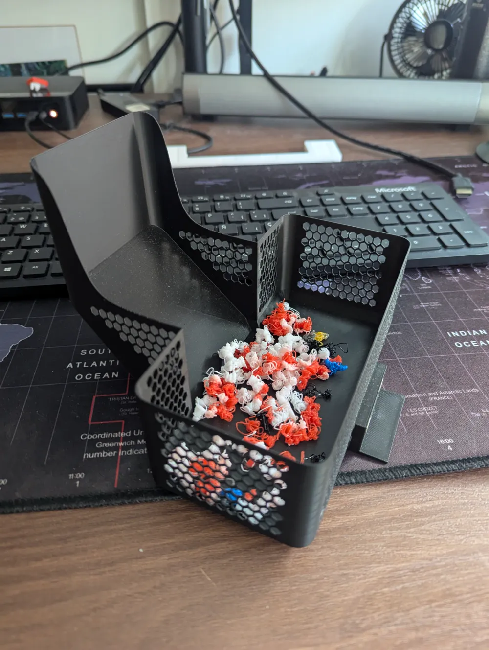 A1 Mini magnetized poop chutebox by TheGreenBolson - MakerWorld