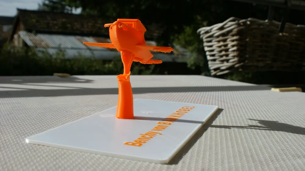 Flying Benchy by Bankhobel Remixed by RaffNix3D - MakerWorld