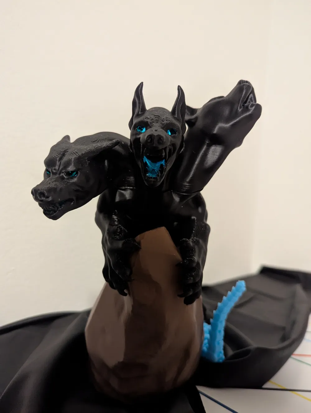 Cerberus with LED lit eyes and maws and glow tail by Ellzie MakerWorld ...