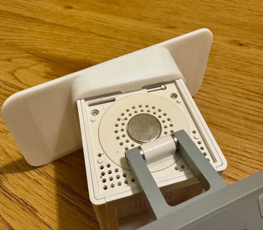 Wyze Cam V2 Angled Window Mount by SM3Y - MakerWorld