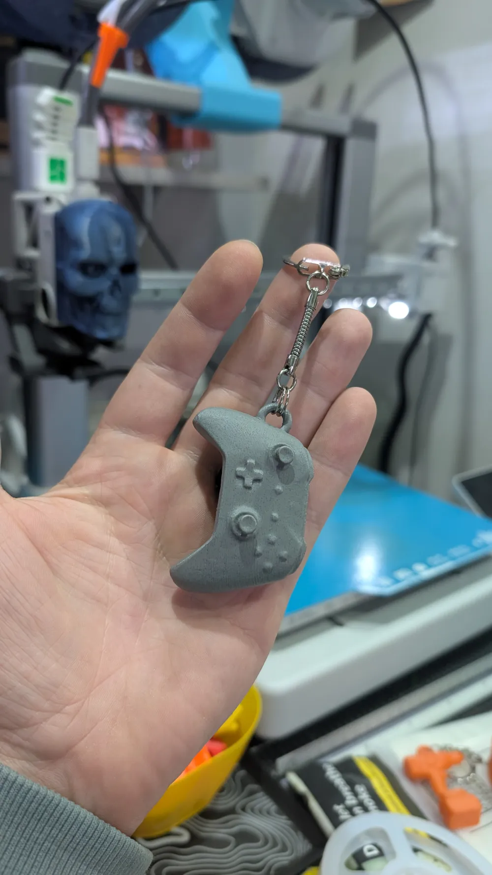 Xbox One controller keyring - Free 3D Print Model - MakerWorld