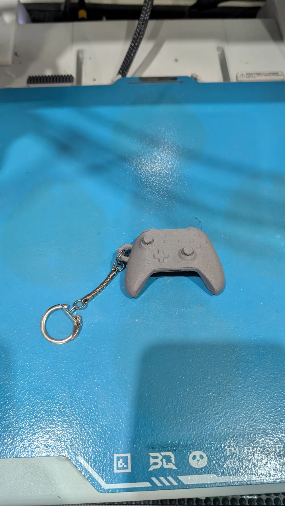 Xbox One controller keyring - Free 3D Print Model - MakerWorld