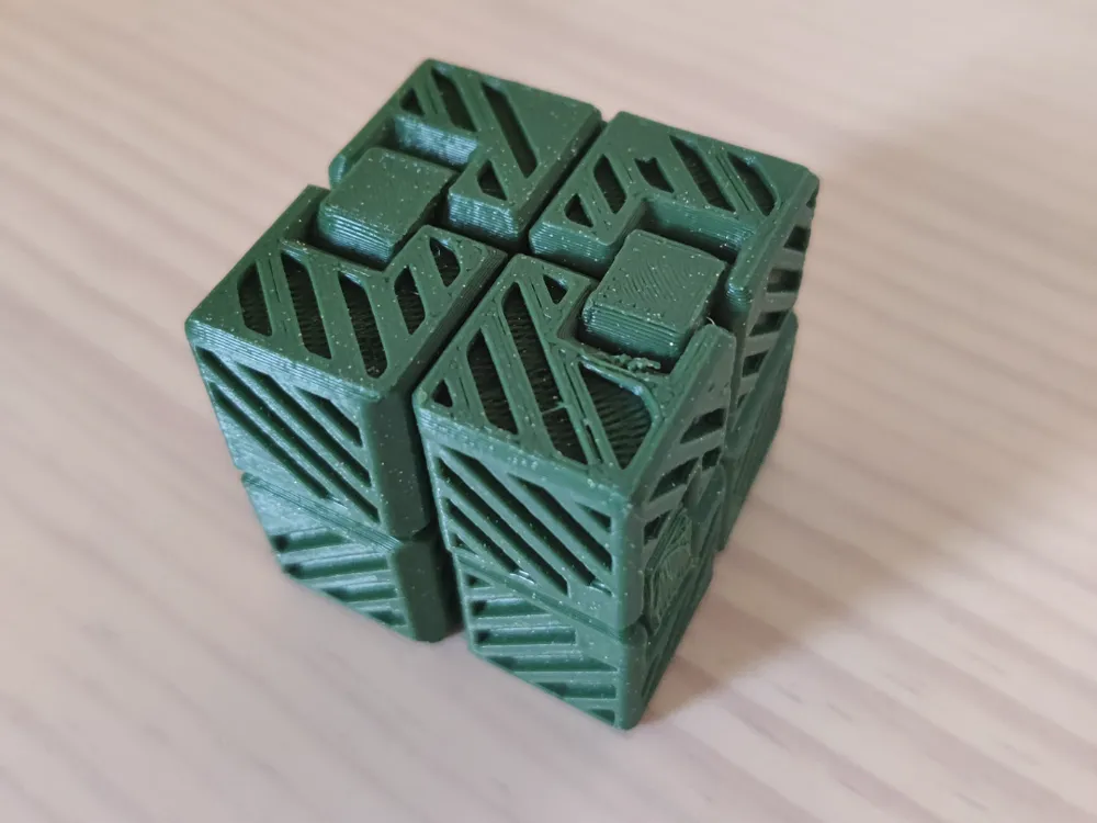 Fidget Infinity Cube - Free 3D Print Model - MakerWorld