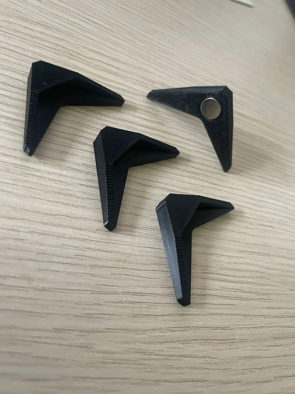 Generic Magnetic Support by Angiu90 - MakerWorld
