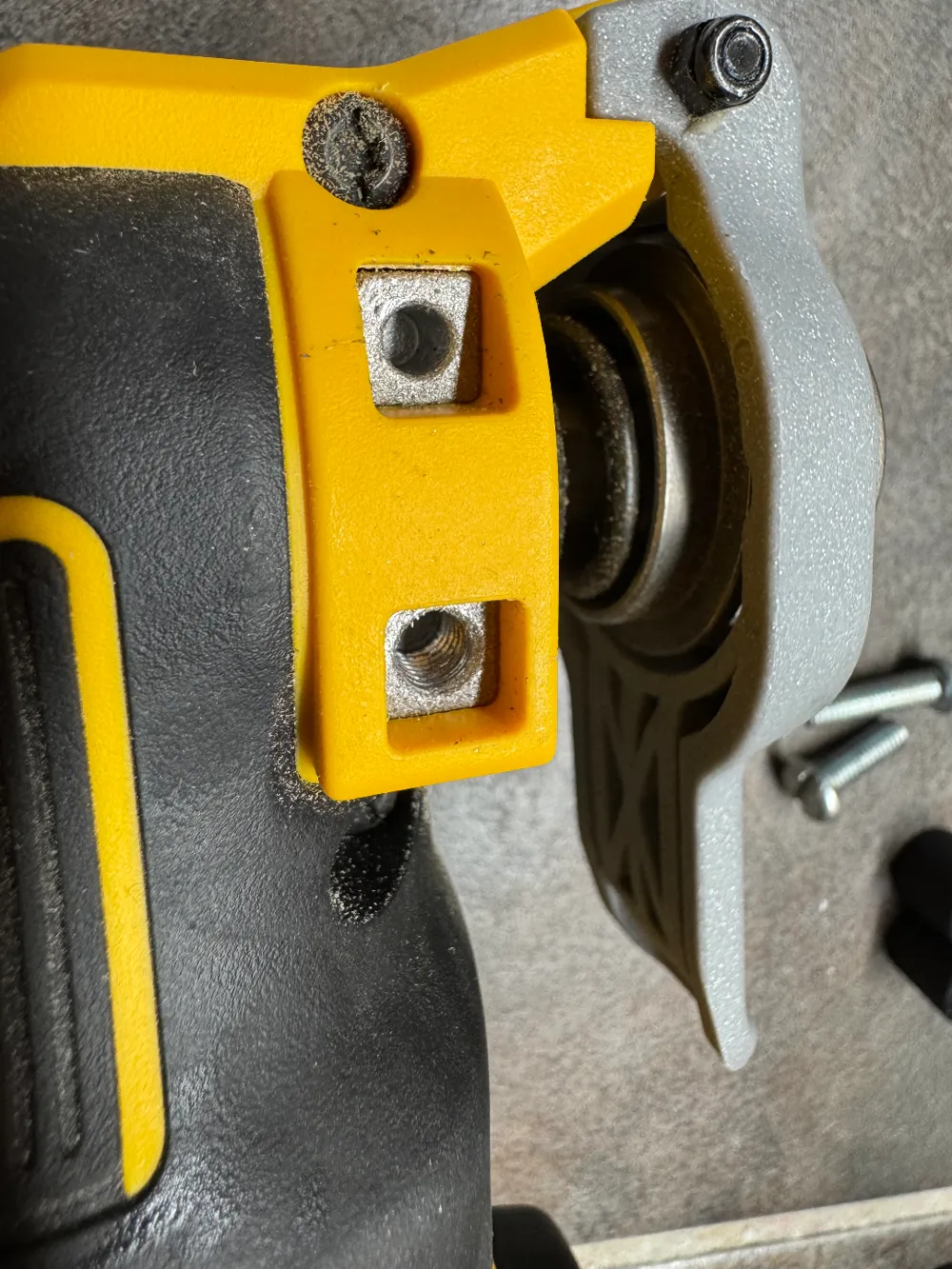 Dewalt DCS356 MultiTool Plunge Base - Free 3D Print Model - MakerWorld