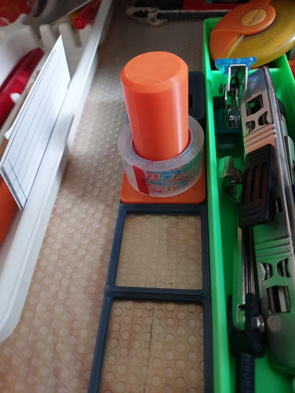 Support de bobine Tesa Gridfinity D25mm par CornPrint MakerWorld ...