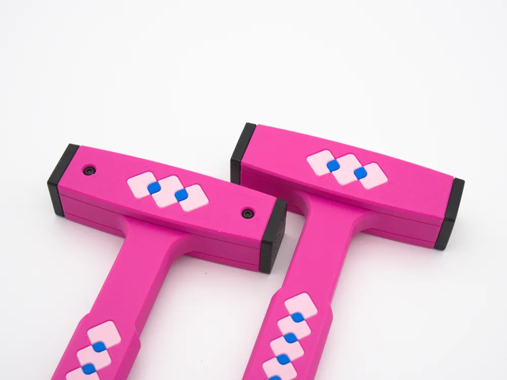 Mini-Verhandlungsführer: Montagehammer mit TPU-Fläche von KYZ Design MakerWorld: Kostenlose 3D ...