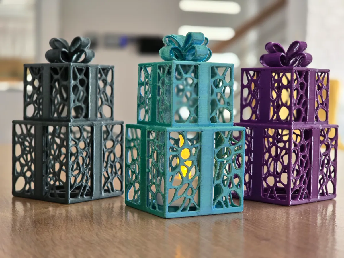 Christmas gift box lantern | tealight holder by Goomol DIY MakerWorld ...