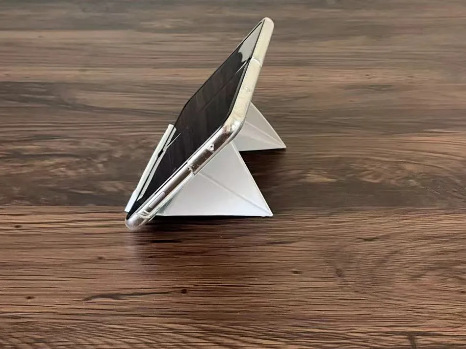 Creative Origami Phone Stand by Nut MakerWorld: Download Free 3D Models