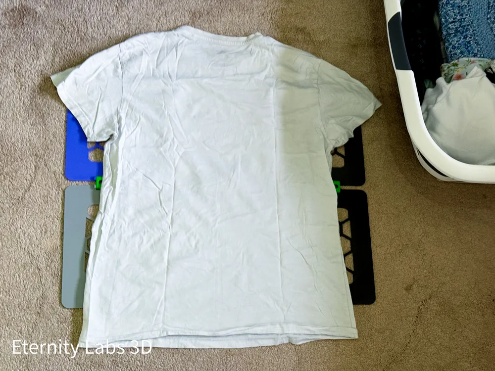 T-Shirt Folding Device - Free 3D Print Model - MakerWorld