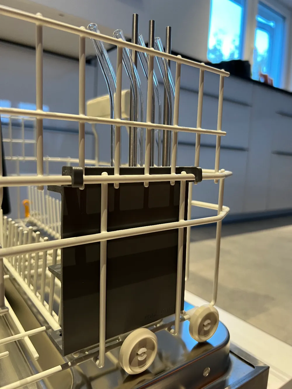 Miele Straw Holder / Dishwasher Straw Holder by mad_print3d - MakerWorld