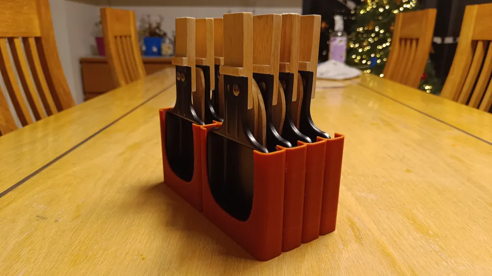 3D Printable Raclette Pan Holder by Dreeco - MakerWorld