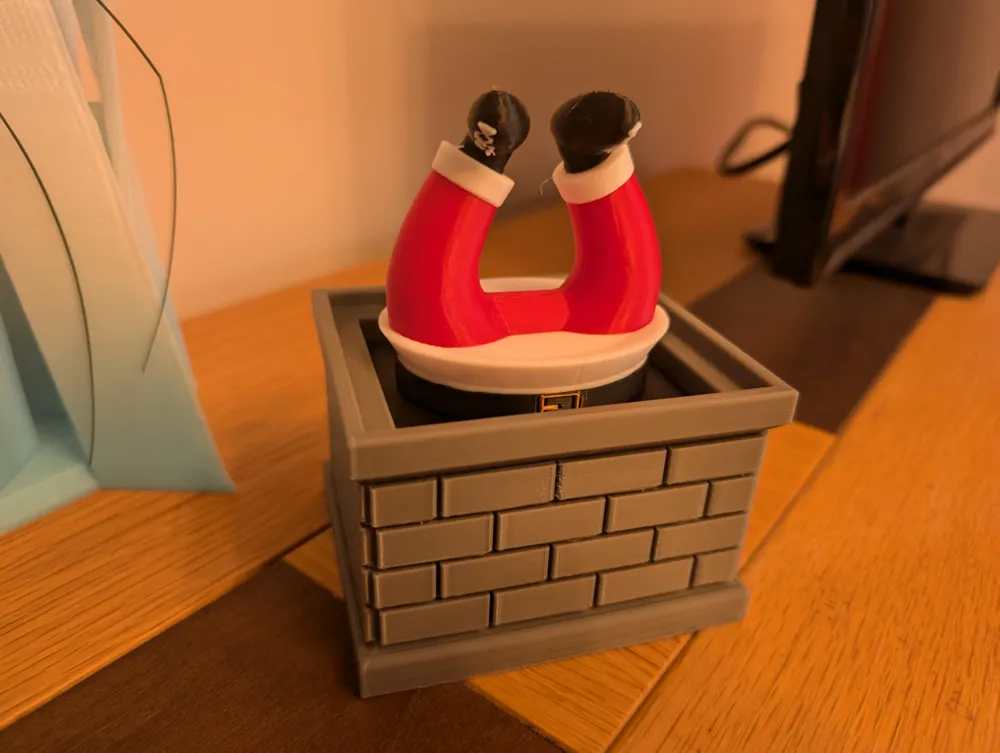 Santa Stuck Chimney Christmas gift box decoration by Oddity3D - MakerWorld