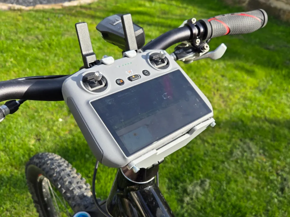 DJI RC 2 Bike holder Remixed by Robin S MakerWorld: Download Free 3D Models