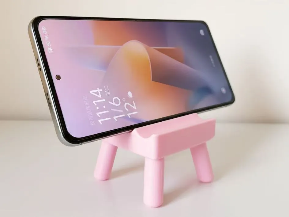 Small Chair Phone Stand Binge-Watching Gadget - Free 3D Print Model ...