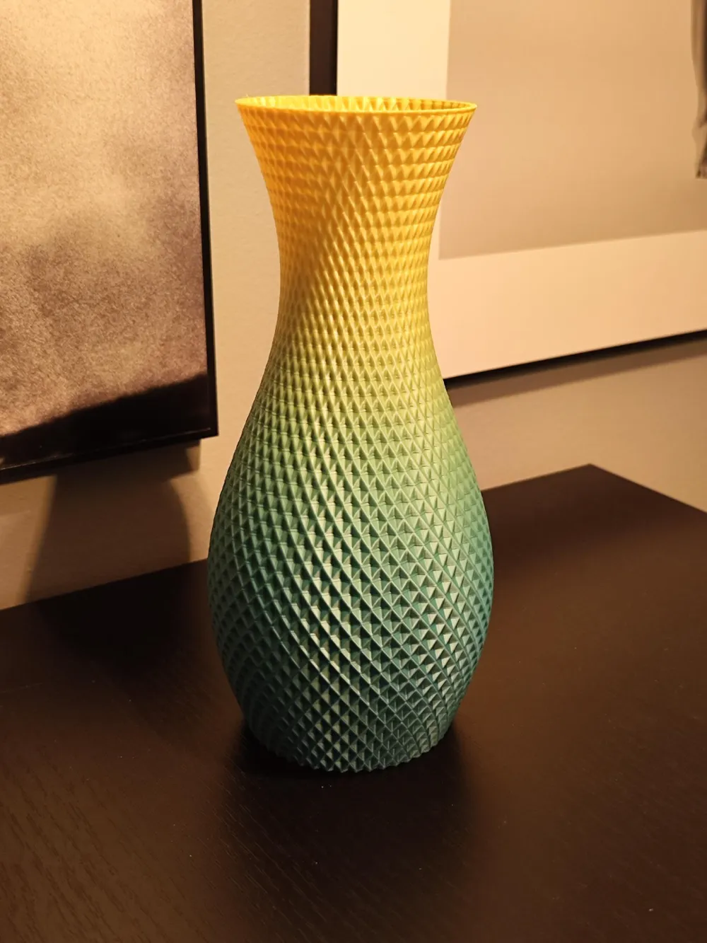 Squarepattern Vase by Crizzy Designs MakerWorld: Download Free 3D Models