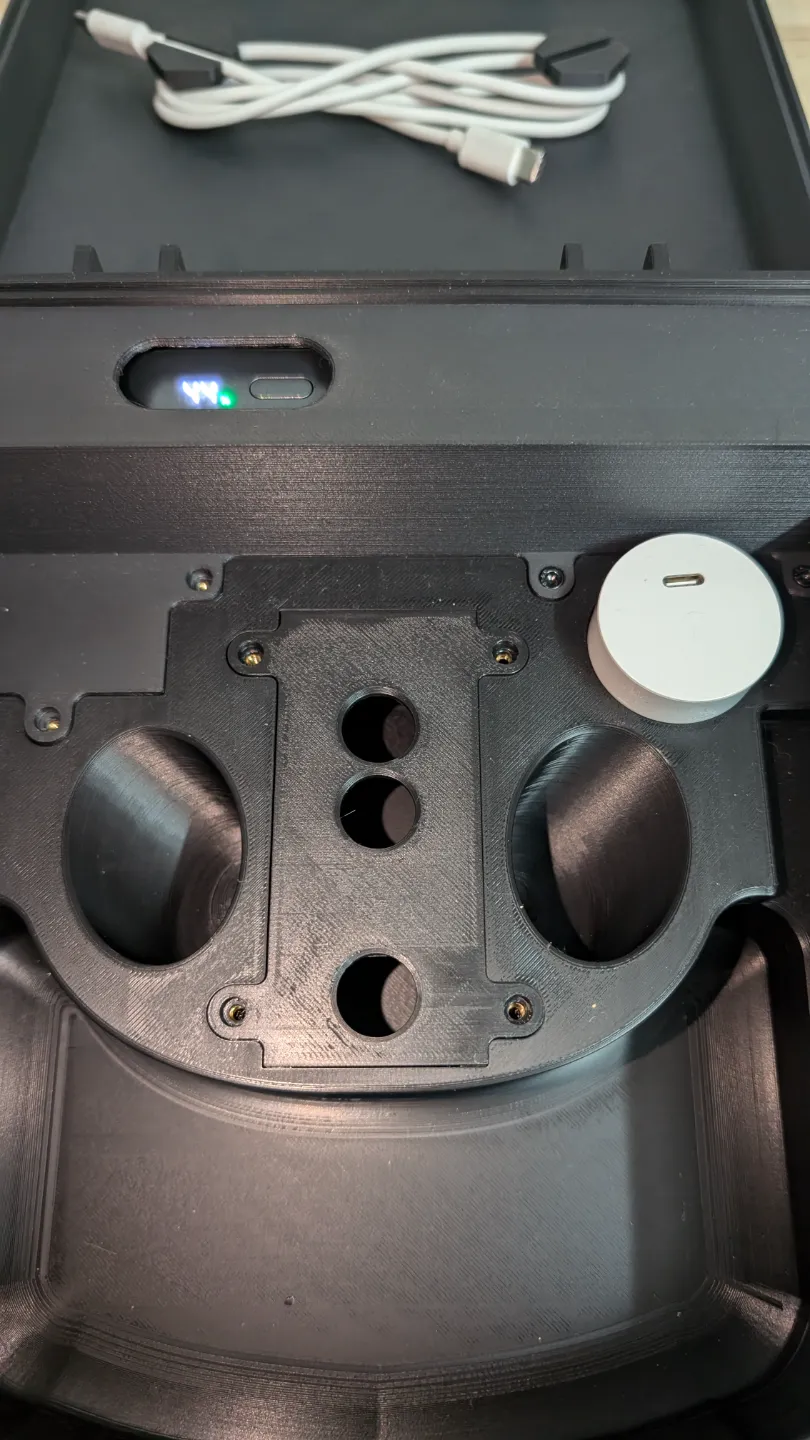 Meta Quest 3 Rugged Carry Case with Charging - Free 3D Print Model ...