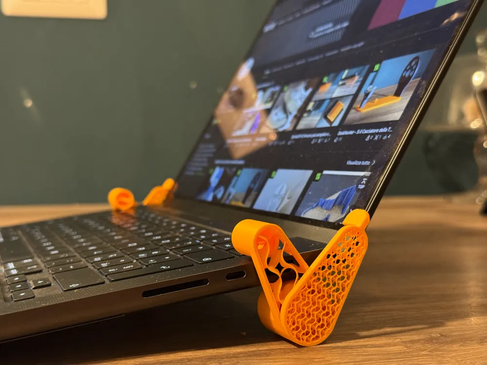 Quick-Lift V2 – Il supporto per laptop definitivo by Lattaxil - MakerWorld