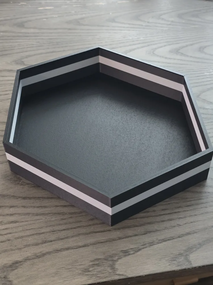 Hexagon Tray with Dual Colors - Free 3D Print Model - MakerWorld