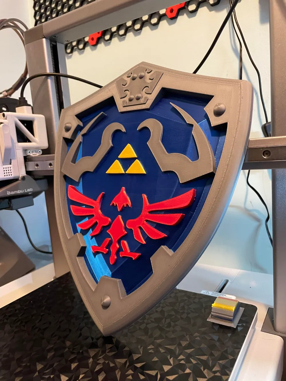 Zelda Shield Wall Hanger by Nik - MakerWorld