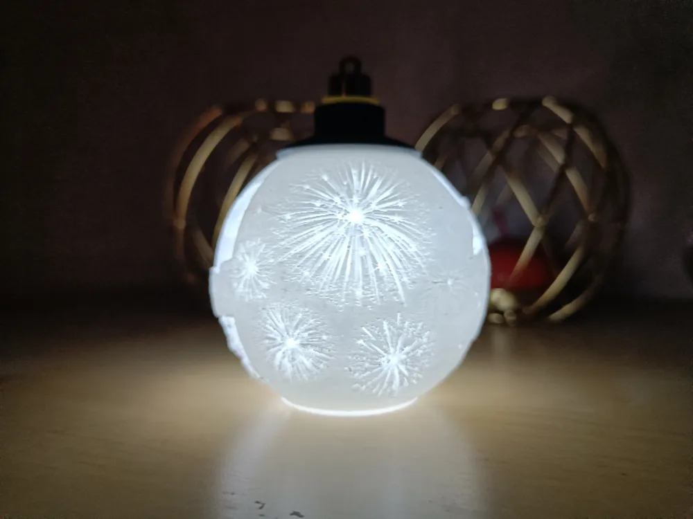 Donald Duck & Daisy Christmas Lithophane Ball by abactor81 MakerWorld ...